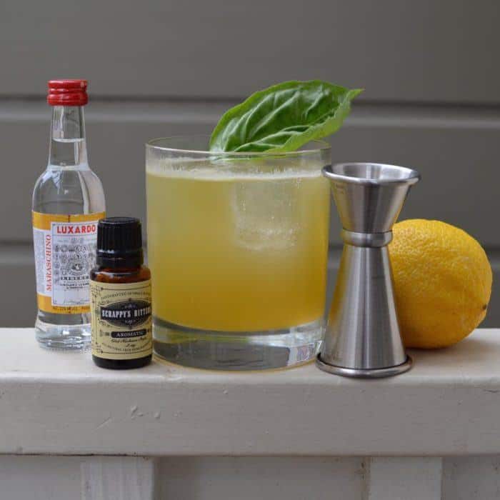 10 Best Monthly Alcohol Subscription Boxes - Urban Tastebud