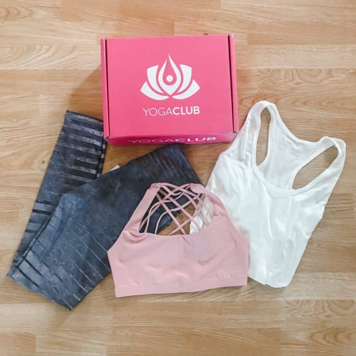 32 Best Women's Clothing Subscription Boxes To Try This Month (2021)
